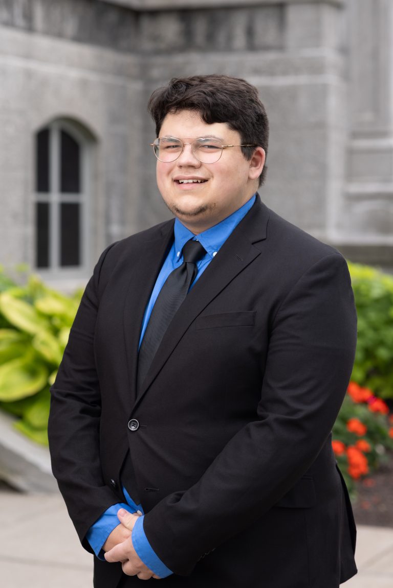 Remembrance Scholars - Remembrance – Syracuse University